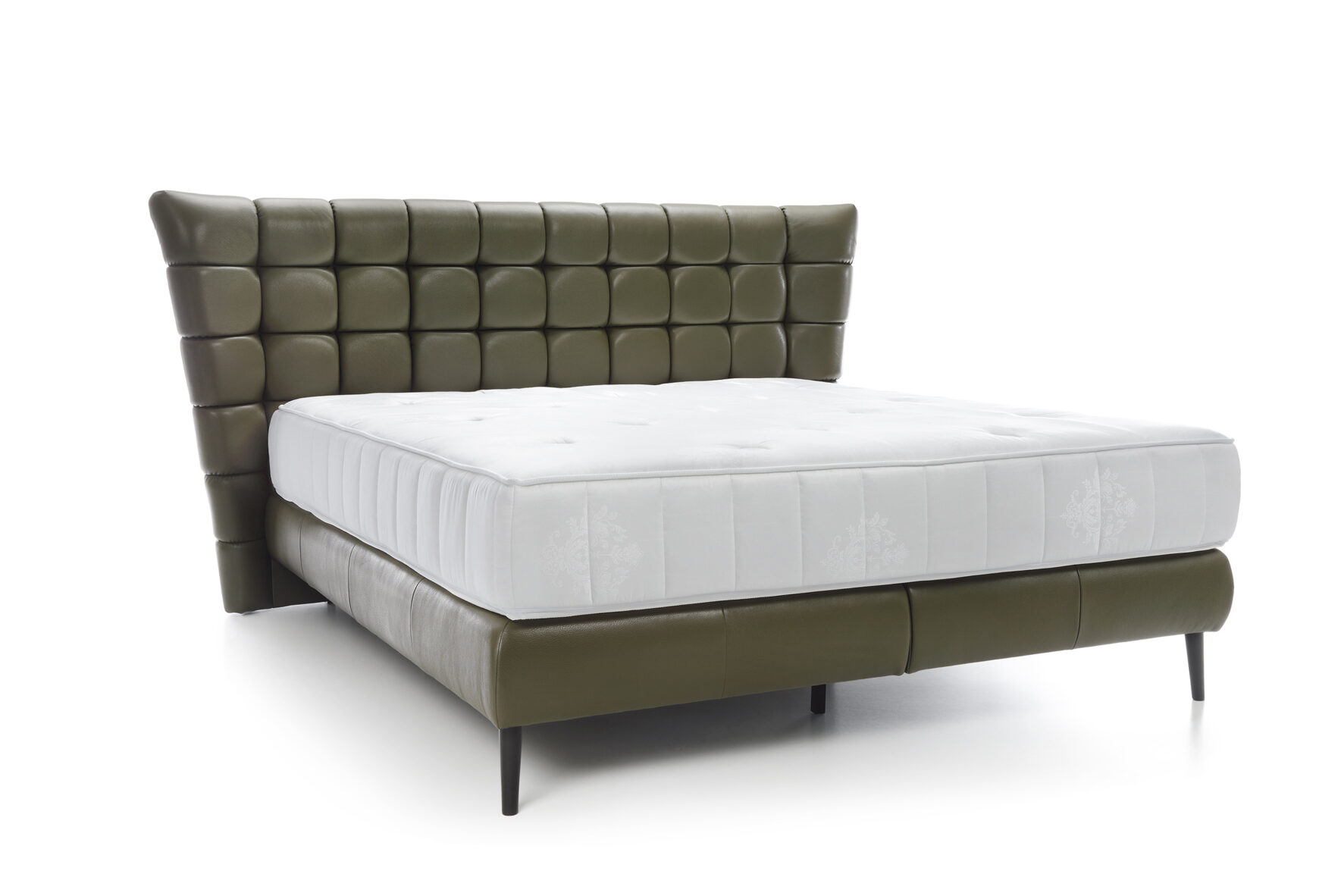 Bed Inferno from “Leather Collection” – Wersal
