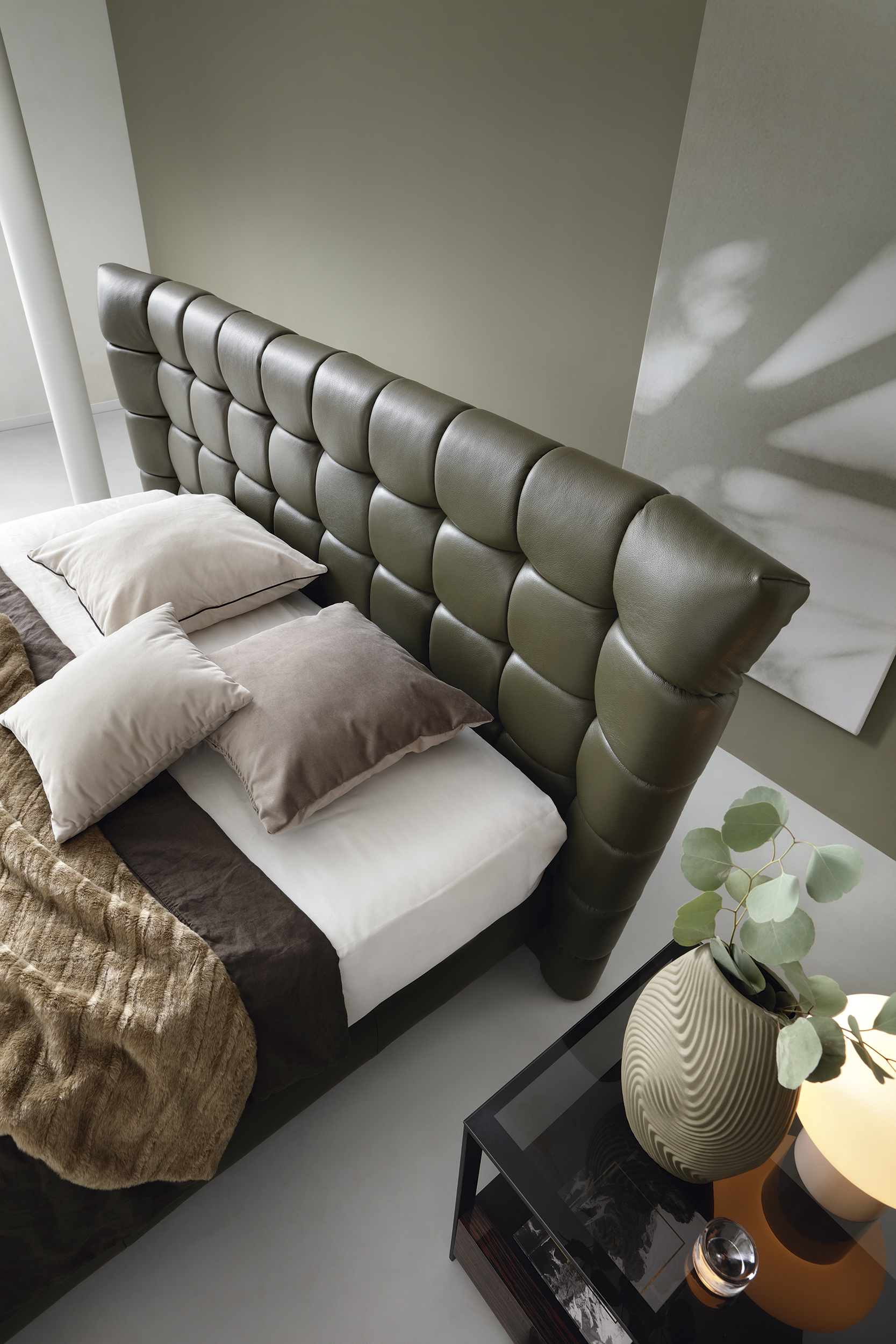 Bed Inferno from “Leather Collection” – Wersal